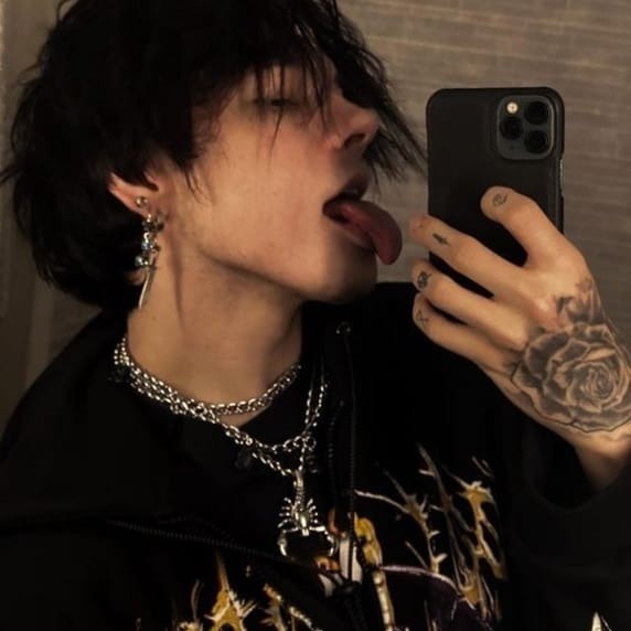 Eboy Pfps and Icons - For Discord, Instagram & TikTok