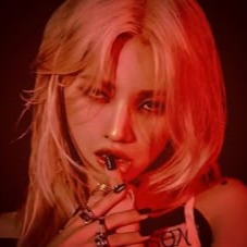 Soyeon Pfps and Icons - For Discord, Instagram & TikTok