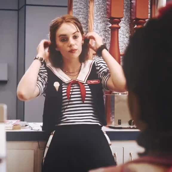 Robin Stranger Things Pfp by Maxvraak