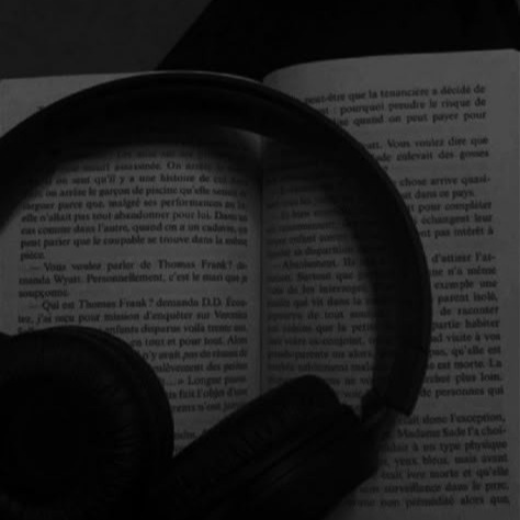 Black Aesthetic Pfp by Faith꒰♡꒱