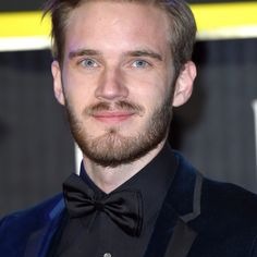 Pewdiepie Pfp by kawaisl