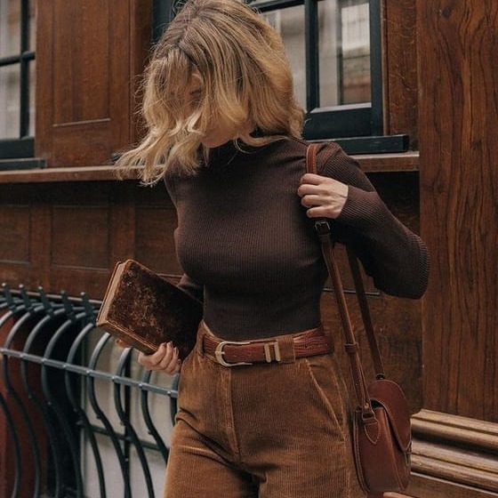 Dark Academia Pfps and Icons - For Discord, Instagram & TikTok