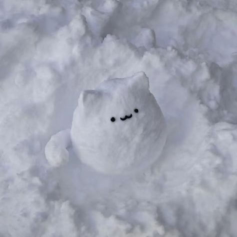 Snow Pfp by sunwoottang