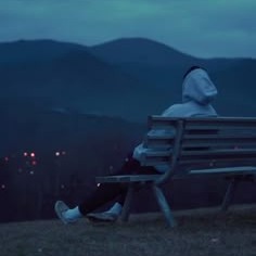 Loner Pfp by sirraed