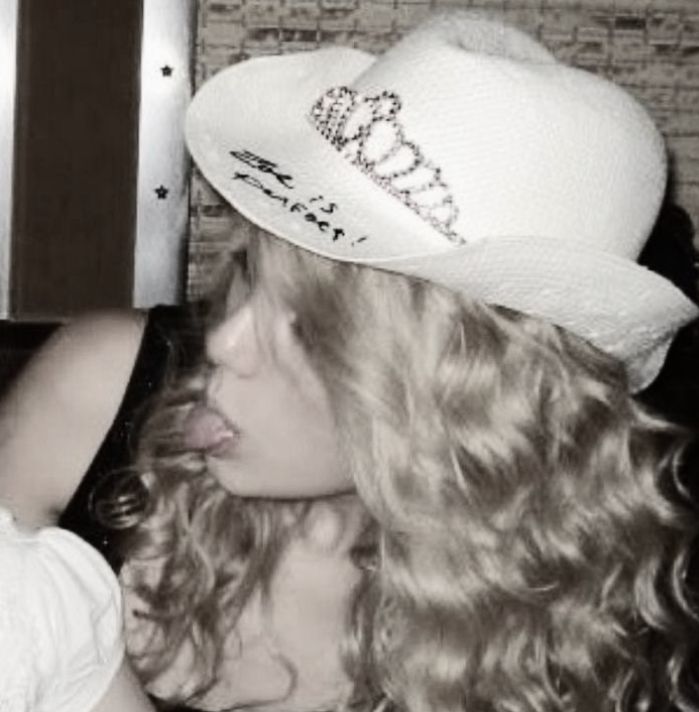 Taylor Swift - Pfp Collection