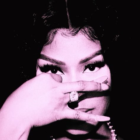 Nicki Minaj Pfp by kawaisl
