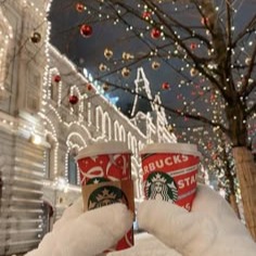 Aesthetic Christmas Pfps and Icons - For Discord, Instagram & TikTok