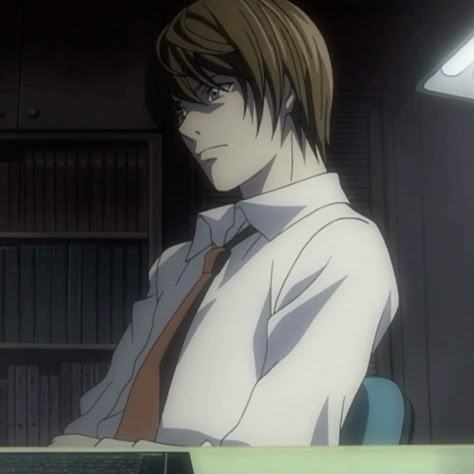 Light Pfp by bubblycuzynot