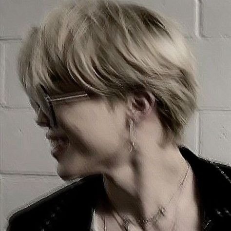 Jimin Pfp by redst0nem4n.