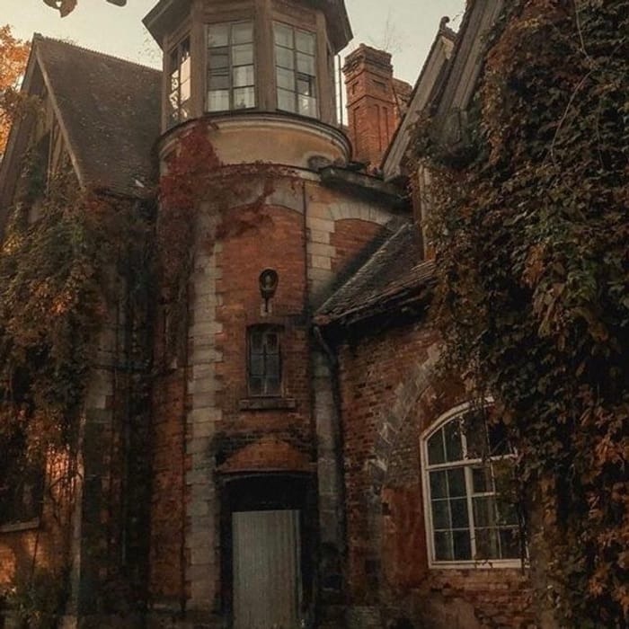 Spooky Pfps and Icons - For Discord, Instagram & TikTok