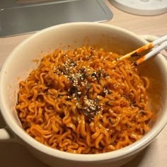 Noodles Pfp by Sprite