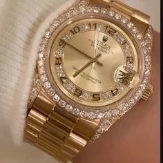 Gold Pfp Pfp by FaZa_Jr