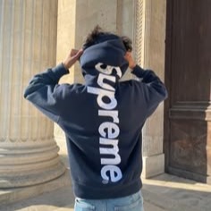 Supreme Pfp by Ssizemore