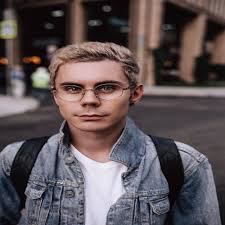 smart man in glasses wallpaper download Pfp by