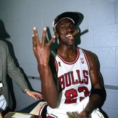 Basketball Pfps and Icons - For Discord, Instagram & TikTok